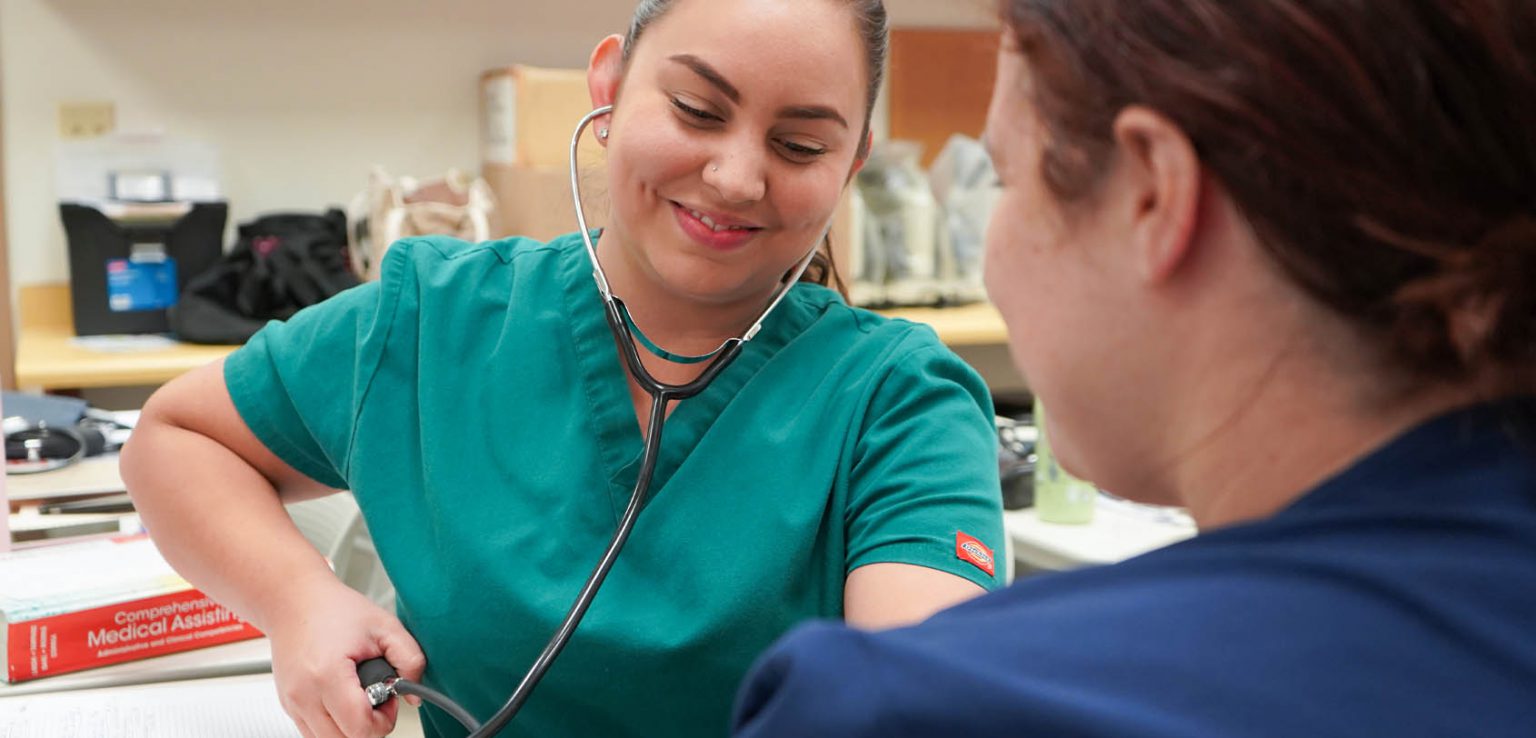 Certificado de asistente médico - Educación continua de North Orange